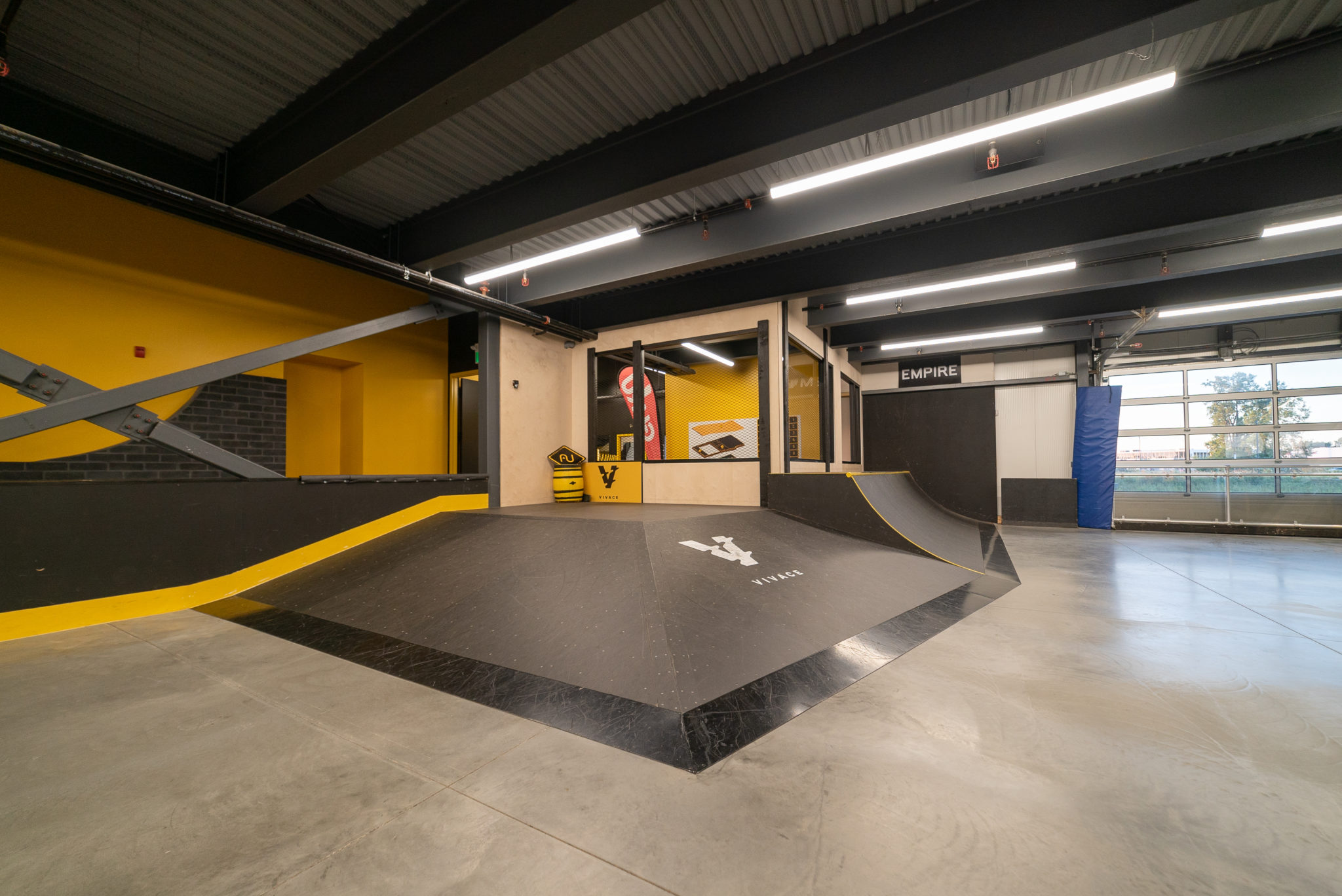 Skatepark intérieur à Trois-Rivières - Adrénaline Urbaine